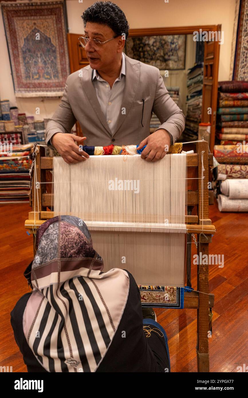 Weaving loom turkish carpets hi-res stock photography and images - Alamy