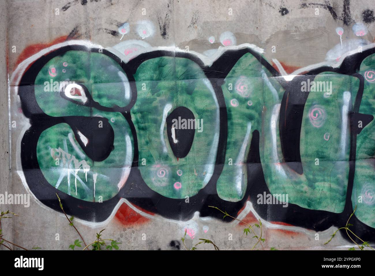 Drawing on sand with pebbles hi-res stock photography and images - Alamy