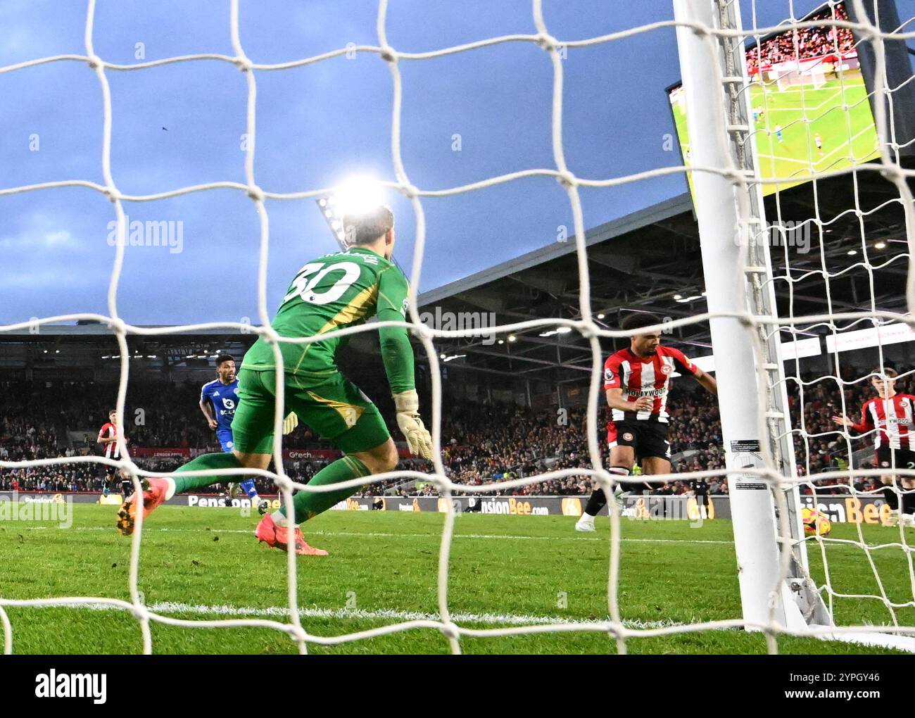 30th November 2024; Gtech Community Stadium, Brentford, London, England ...