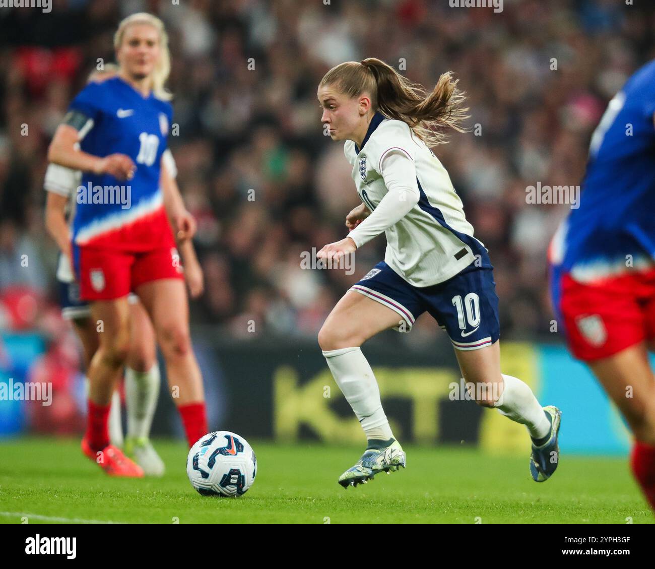 Jess Park of England shoots during the Women's International Friendly ...