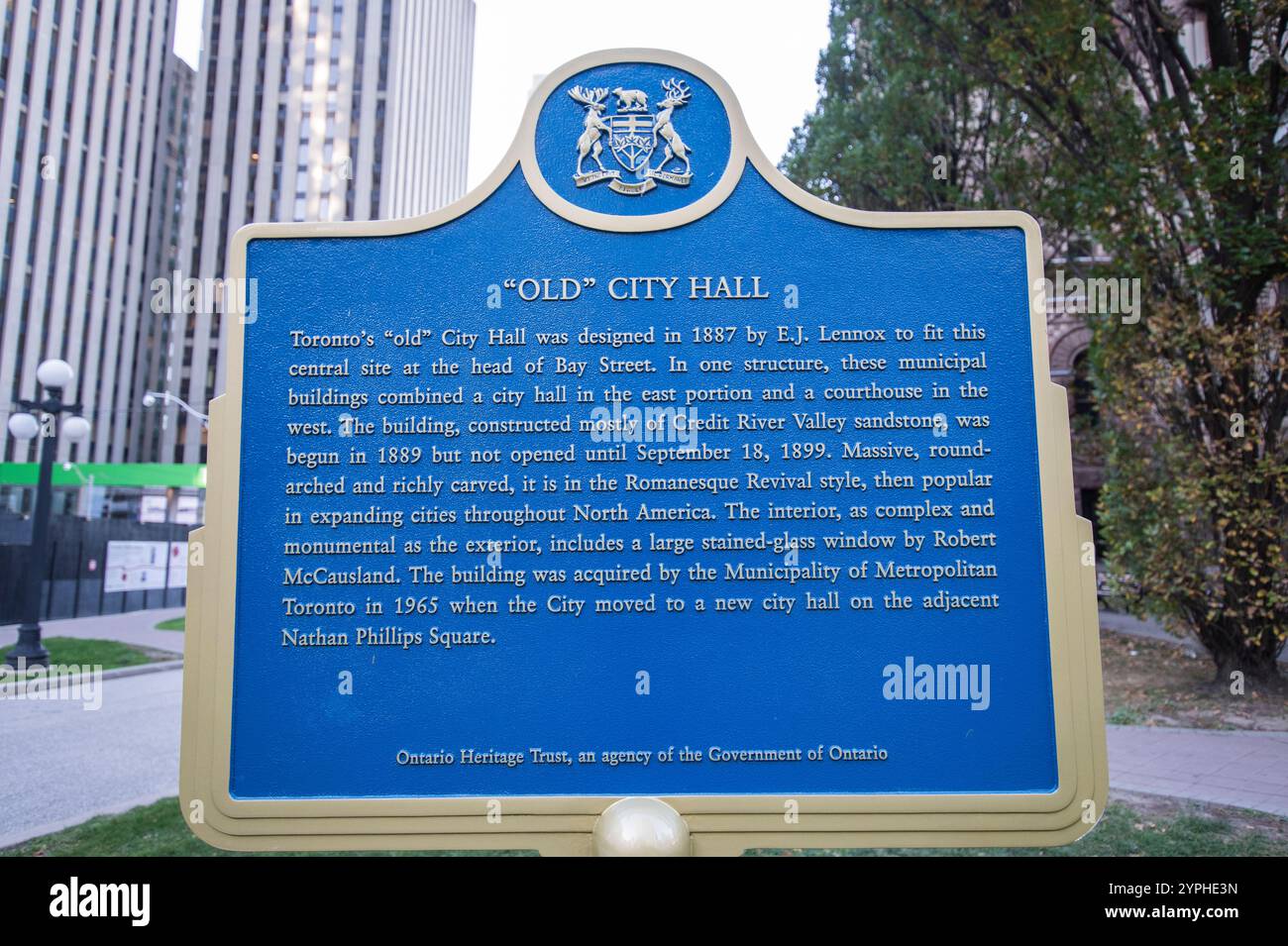 Information plaque on the construction of Old city hall on Queen Street ...