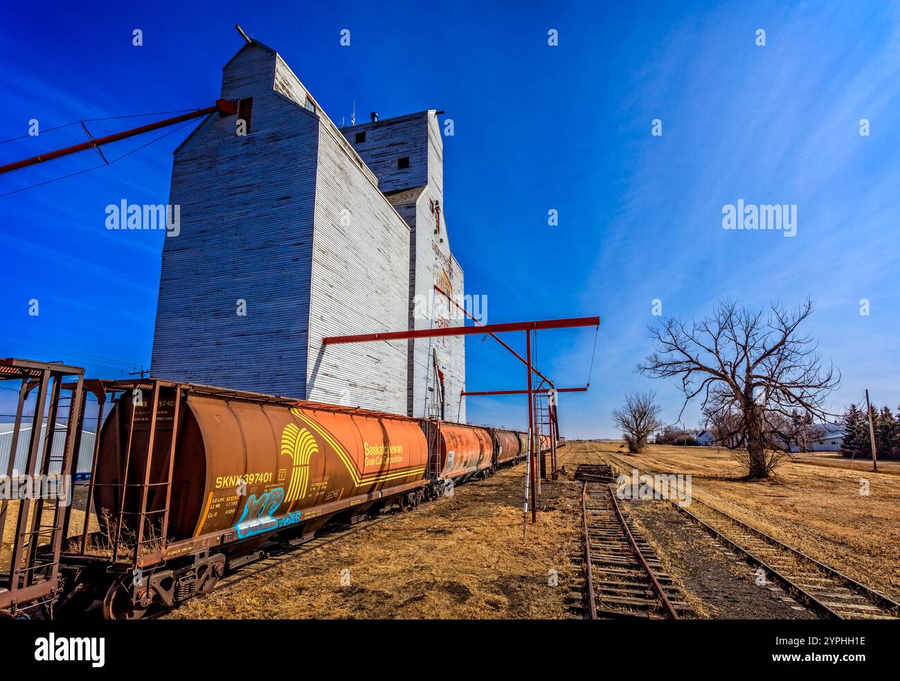 Grain cargo saskatchewan hi-res stock photography and images - Alamy