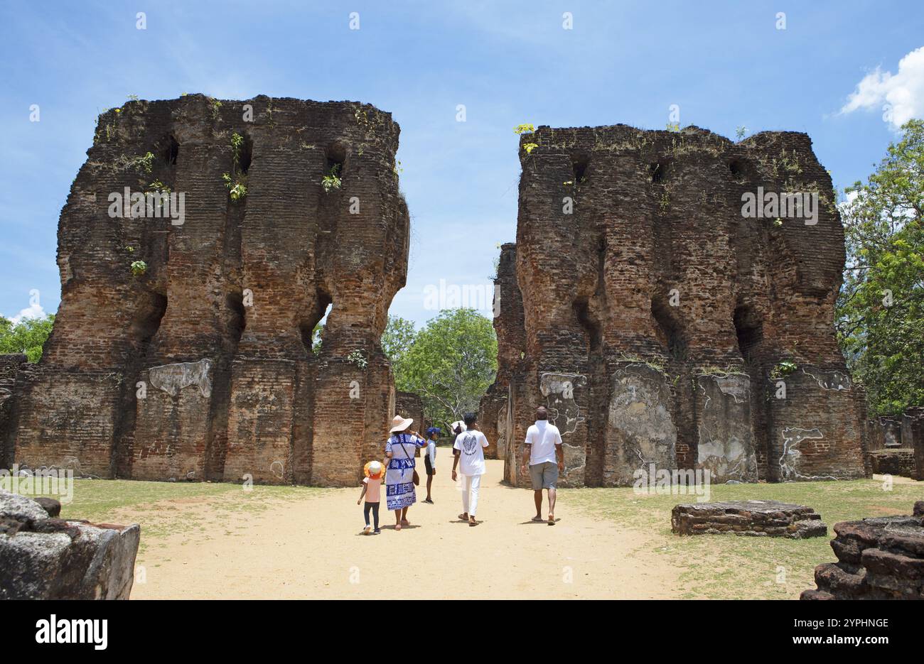 Sri Lankan visitors at the palace of King Parakramabahu in the ruined ...
