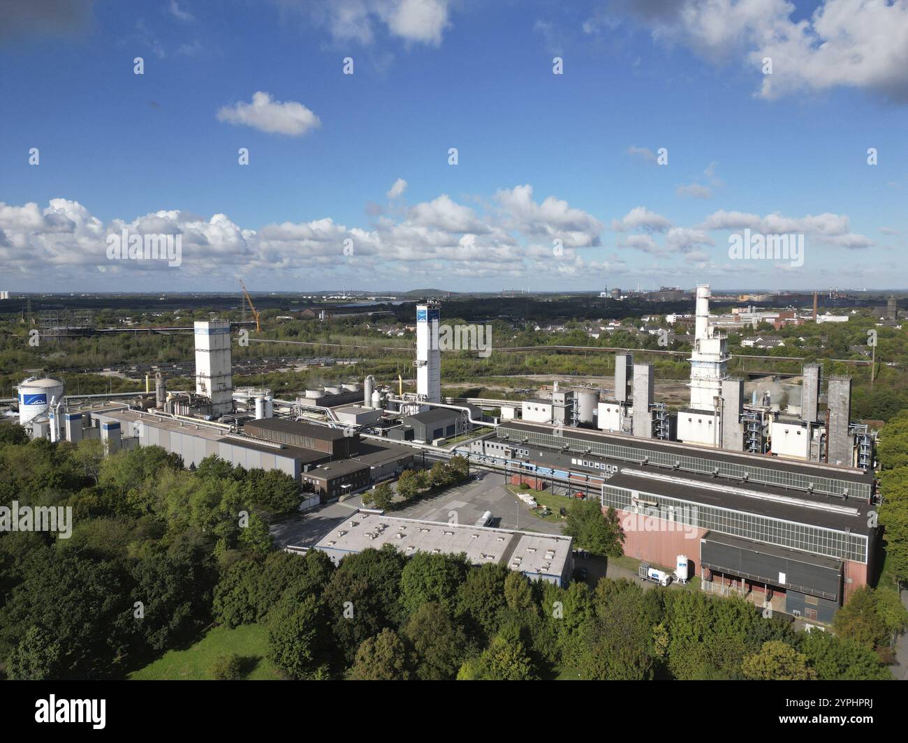 Linde Gas operates several air separation plants for oxygen, nitrogen ...