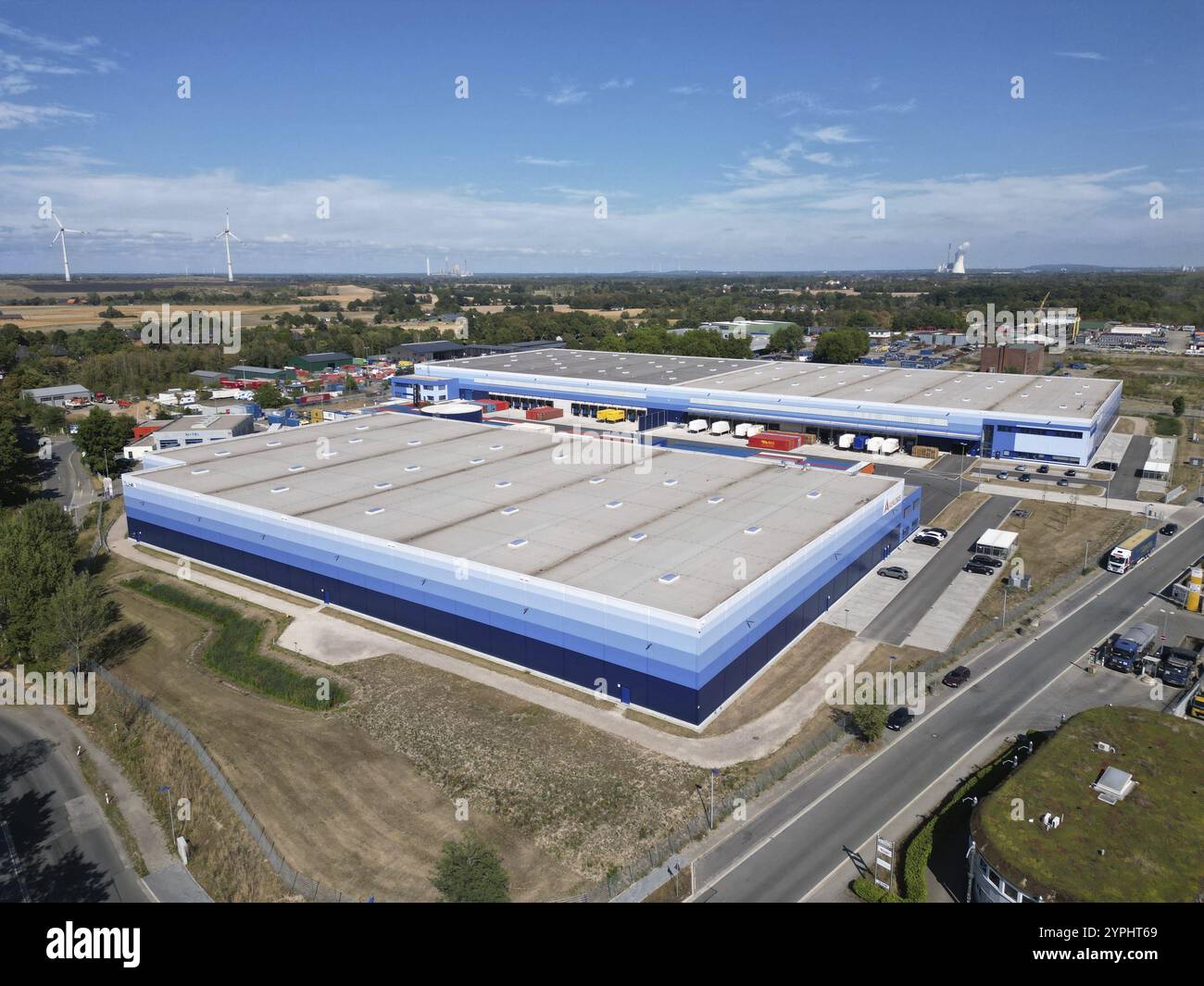 Logistics center in north rhine hi-res stock photography and images - Alamy