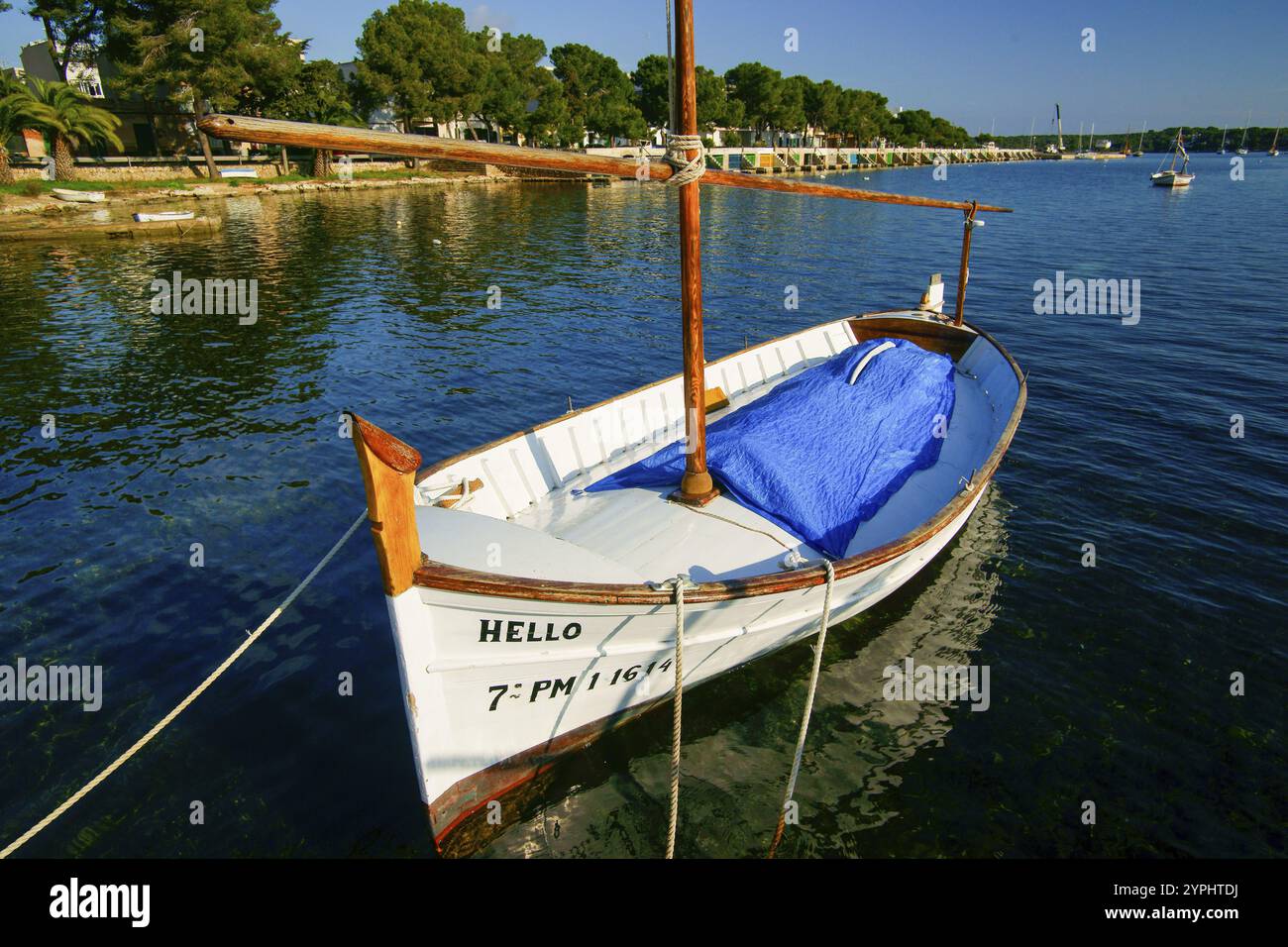 Traditional small boat pier hi-res stock photography and images - Alamy