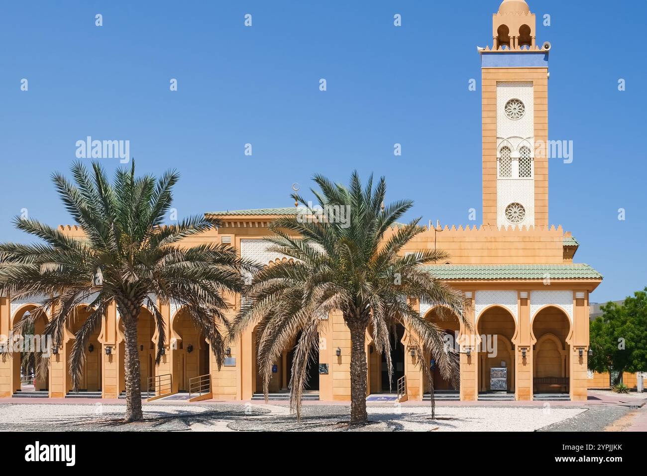 Sheikh Hamdan bin Mohammed Al Nahyan Mosque in typical moroccan style ...