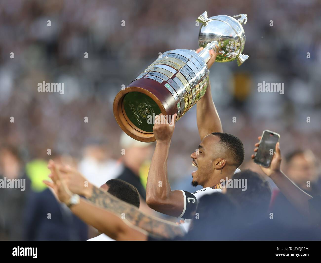 Buenos Aires, Argentina. 01st Dec, 2024. John Víctor Maciel of Botafogo ...