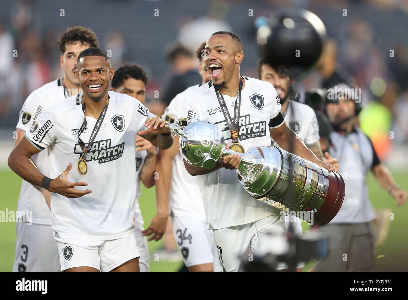 Buenos Aires, Argentina. 01st Dec, 2024. John Víctor Maciel of Botafogo ...