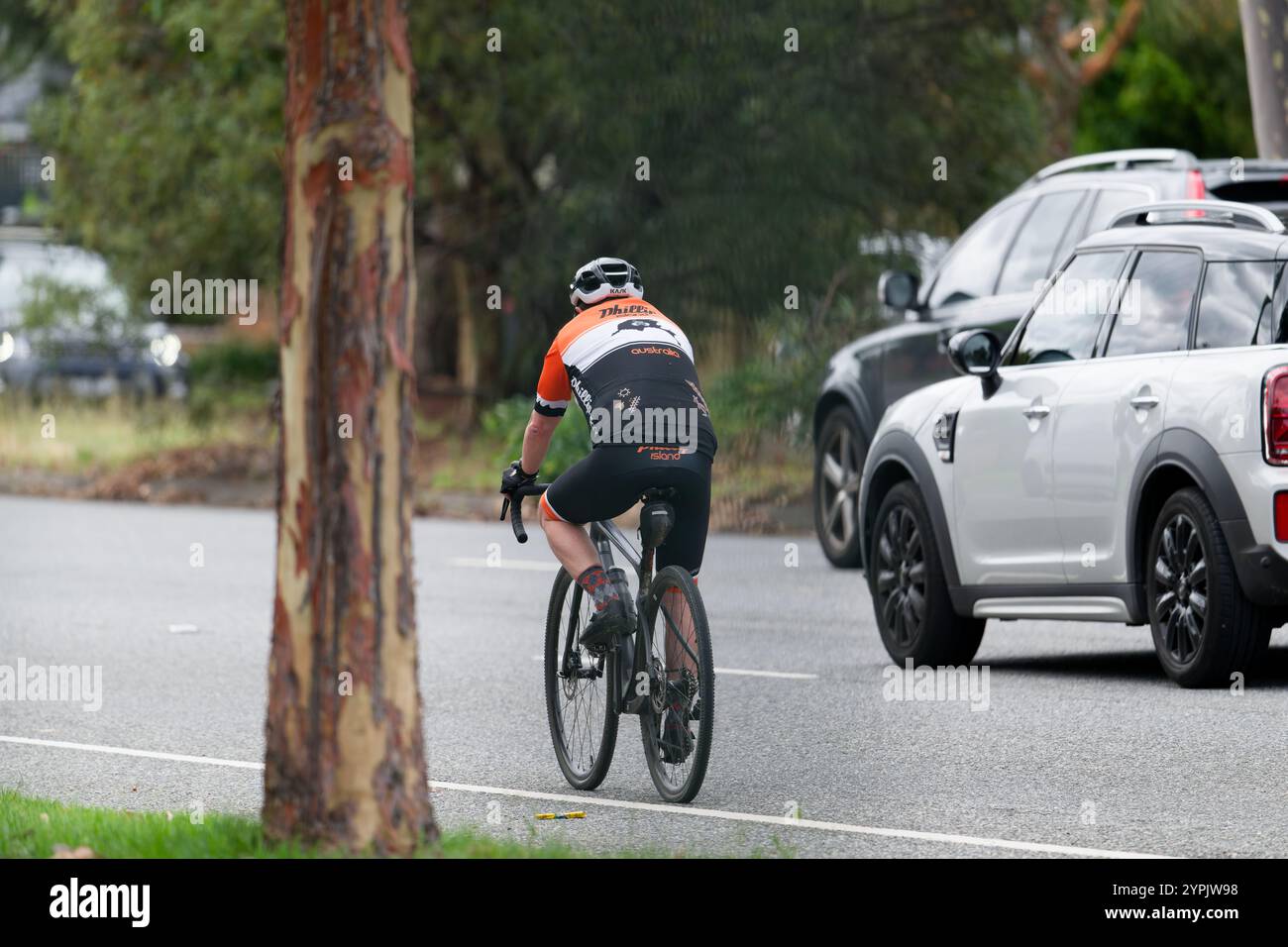 Car ride along dual carriageway hi-res stock photography and images - Alamy
