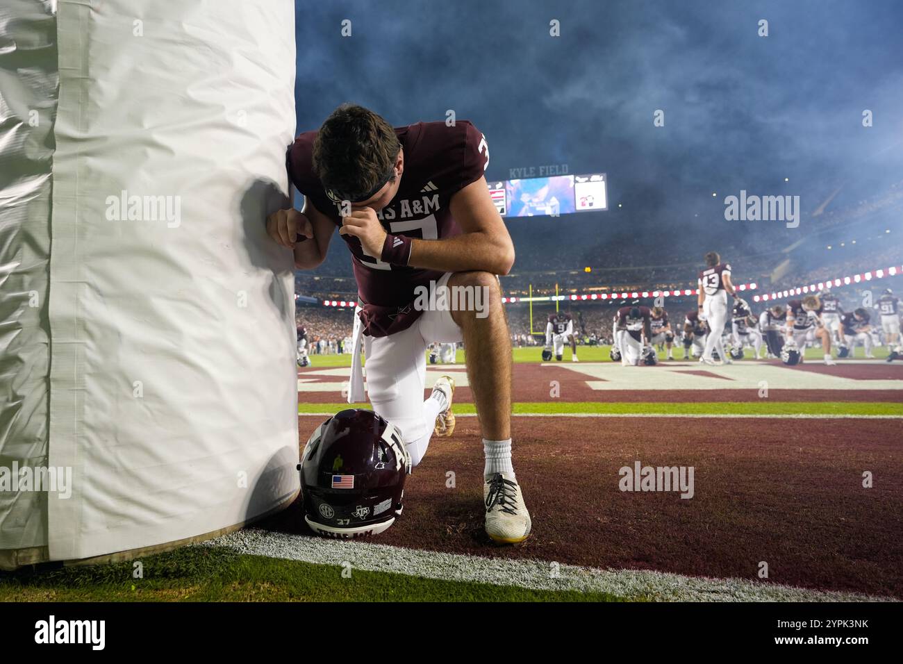 College Station, Texas, USA. 30th Nov, 2024. Texas A&M punter Tyler ...