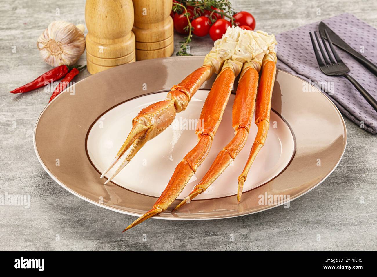 Delicous luxury boiled crab claw legs Stock Photo - Alamy