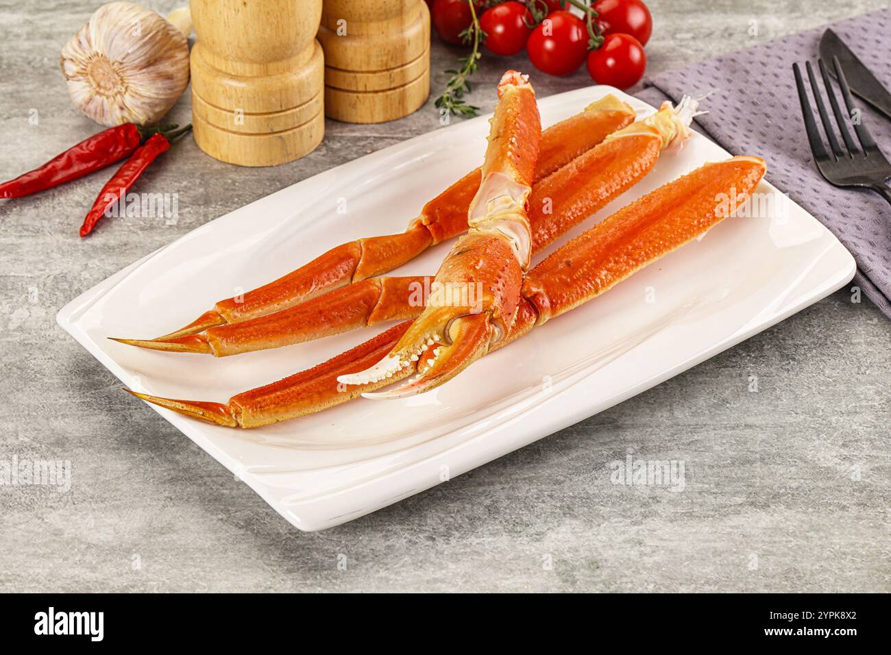 Delicous luxury boiled crab claw legs Stock Photo - Alamy