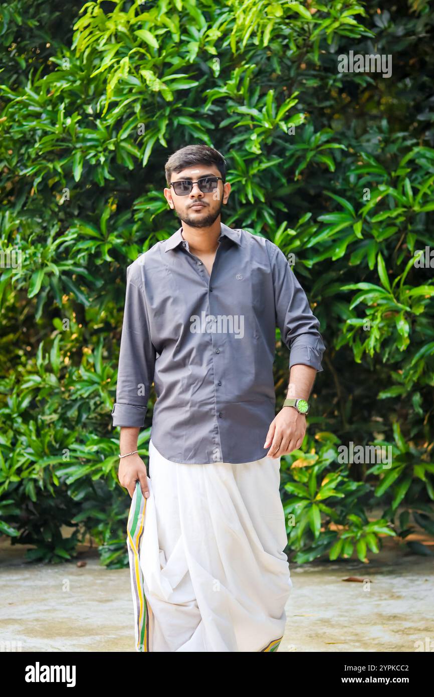 South indian outfit hi-res stock photography and images - Alamy