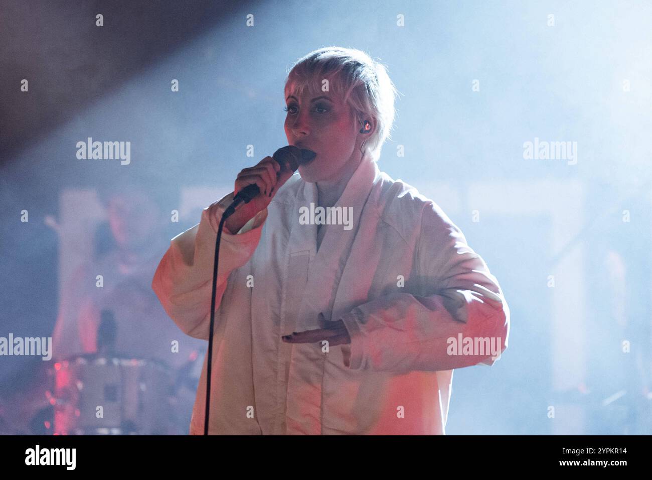 Italian singer Music Concert - Malika Ayane - A Teatro Tour 2024 Malika ...