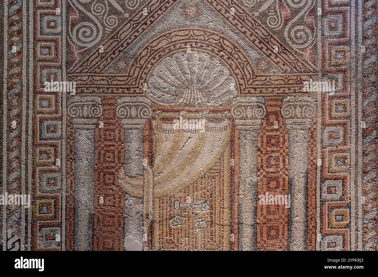Samarah hi-res stock photography and images - Alamy