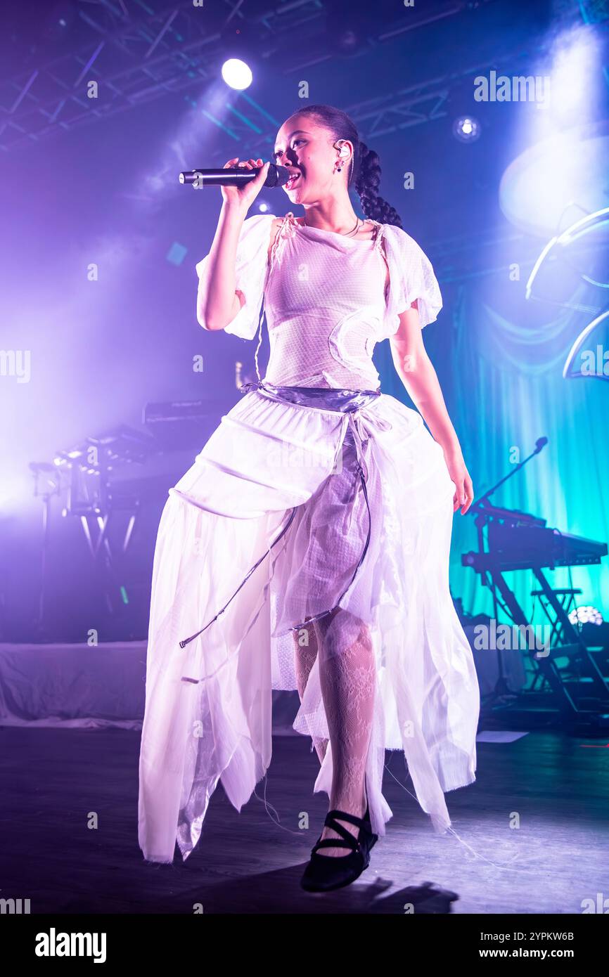 Milan Italy. 30th Nov 2024. The English singer-songwriter Sarah Faith ...