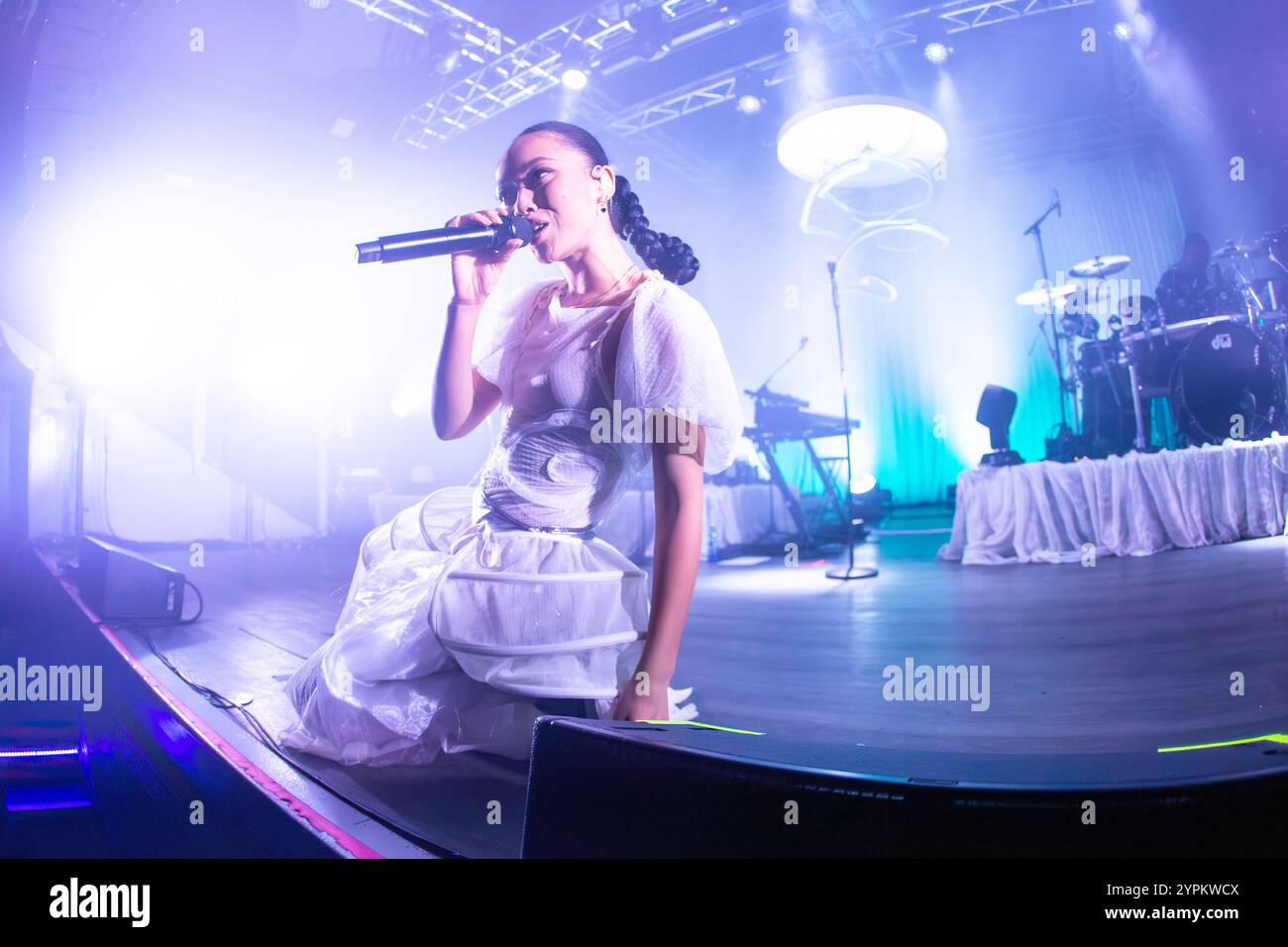 Milan Italy. 30th Nov 2024. The English singer-songwriter Sarah Faith ...