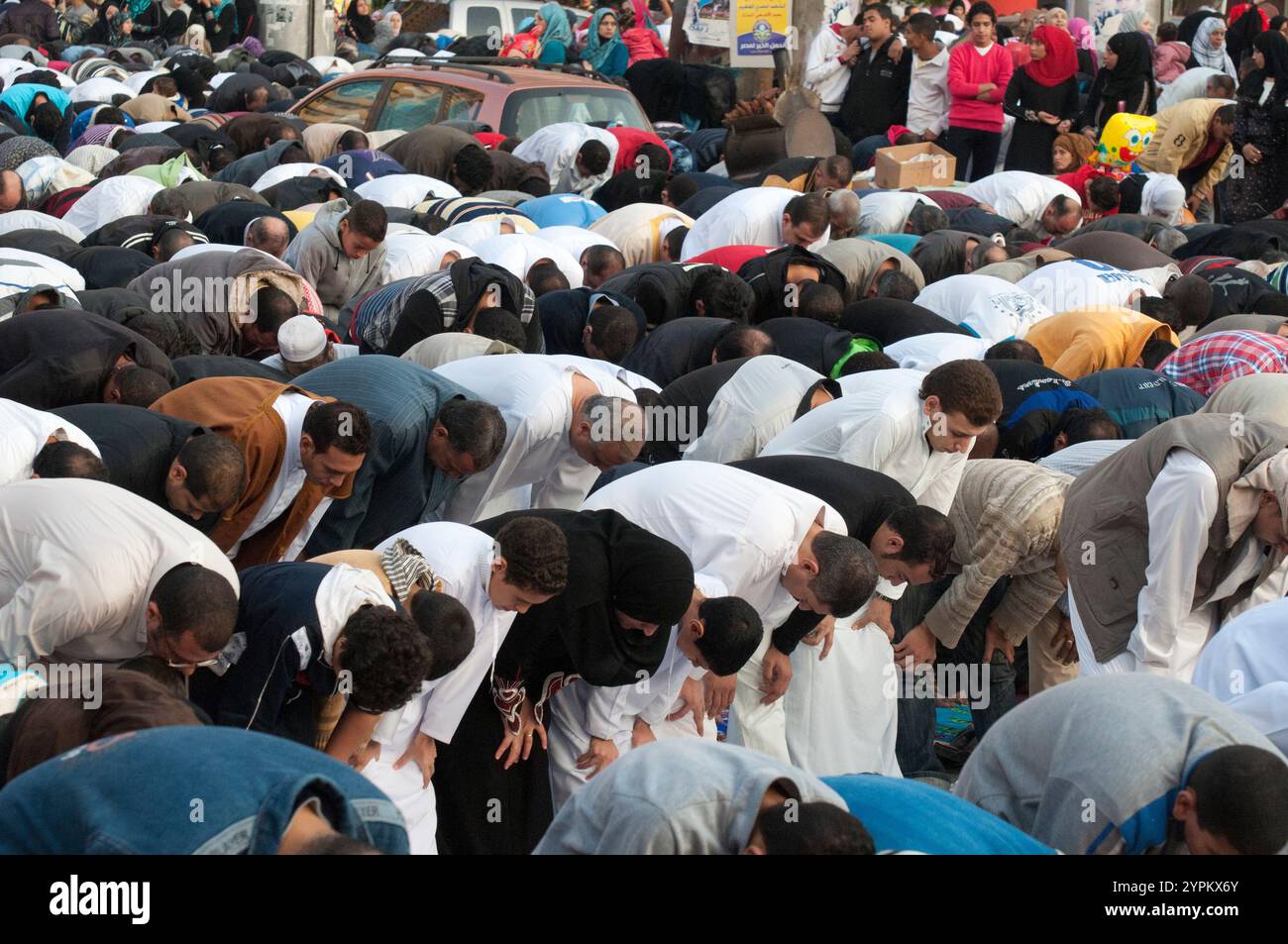 Celebrating eid in africa hi-res stock photography and images - Alamy