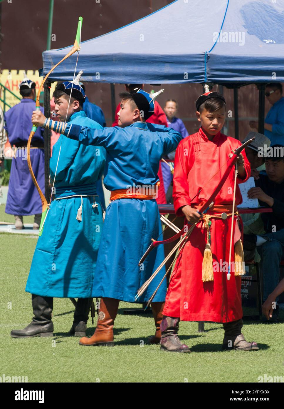 Archery practice, Ulaanbaatar, Mongolia Stock Photo - Alamy