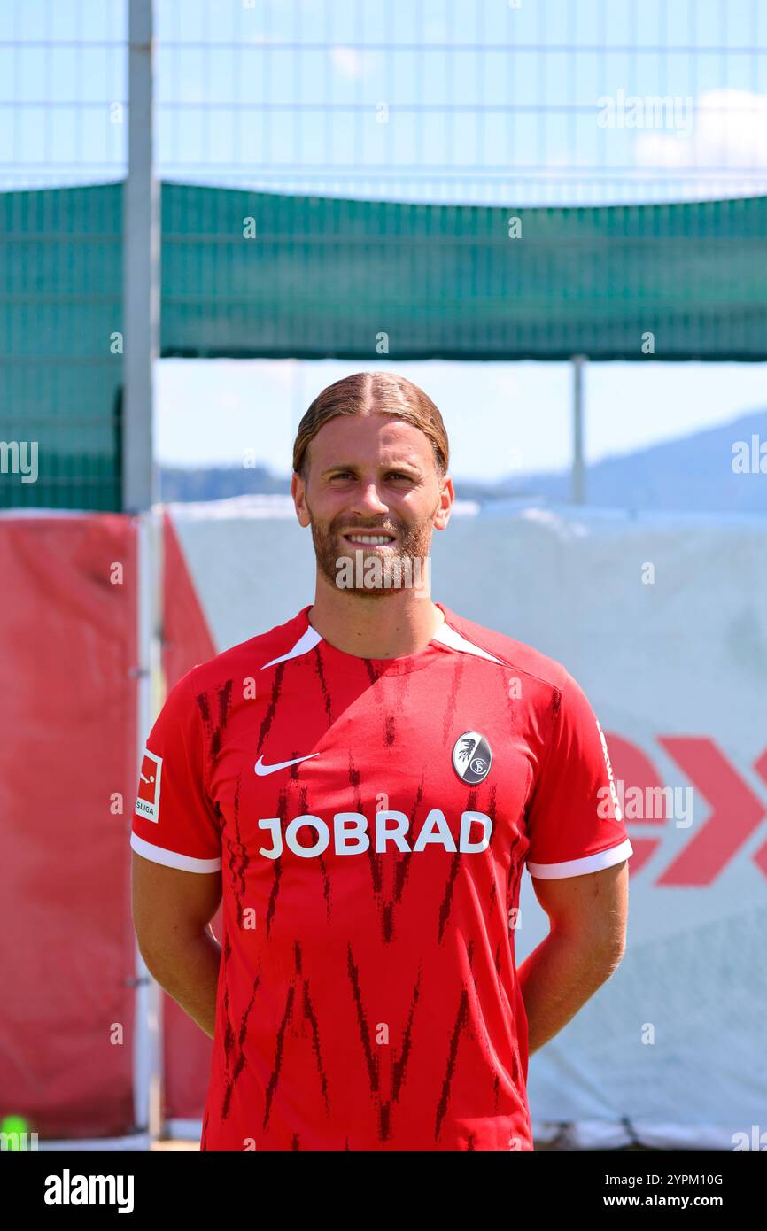Sc freiburg saison 2024 25 hi-res stock photography and images - Alamy