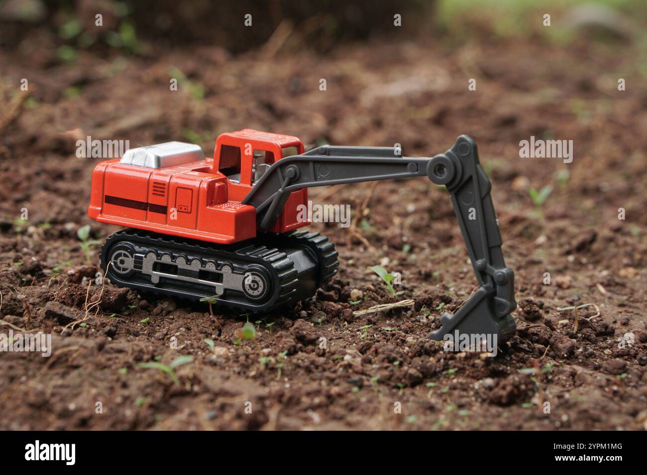 Digger working digging soil hi-res stock photography and images - Alamy