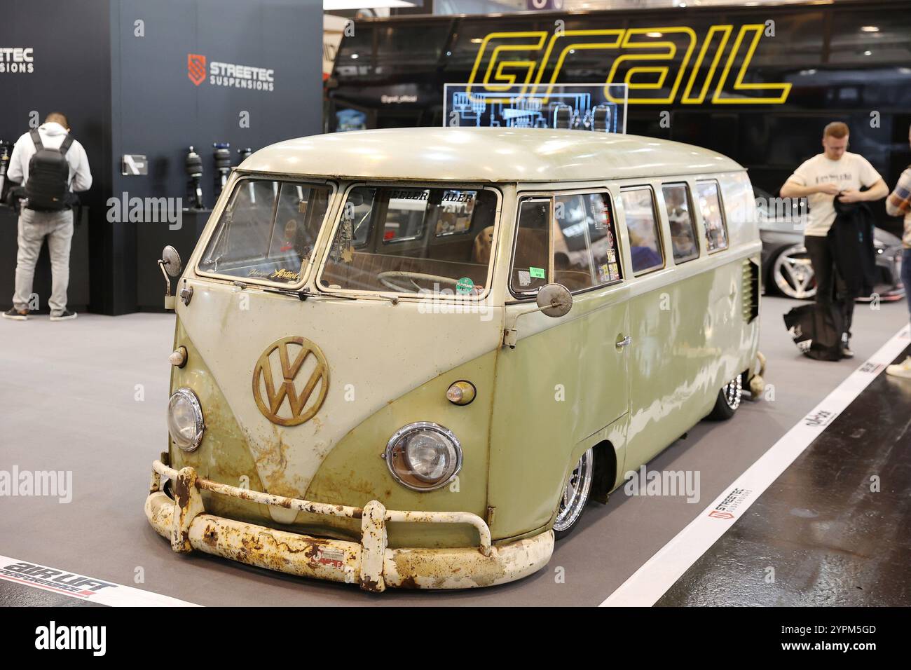 VW Bus Bulli T1 im Retro Look GER, Essen Motor Show, 29.11.2024 Foto ...