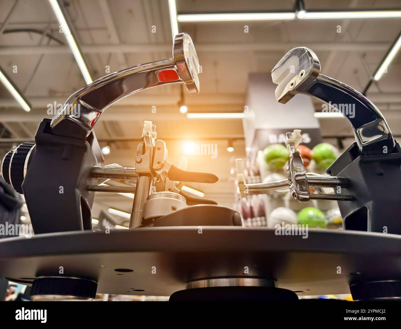 Stringing tension hi-res stock photography and images - Alamy