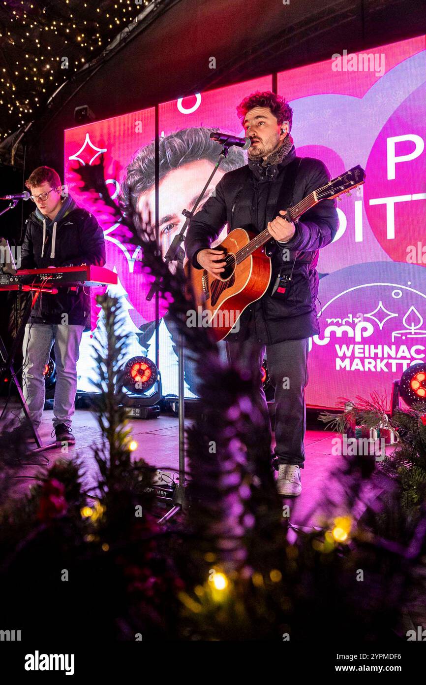 Philipp Dittberner live bei einem Konzert der MDR Jump ...