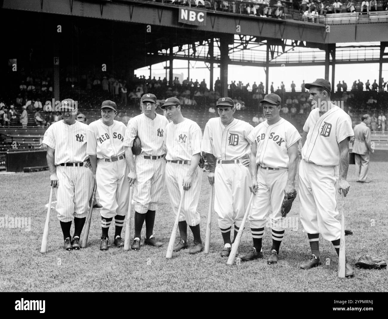 Lou gehrig joe joe dimaggio hi-res stock photography and images - Alamy