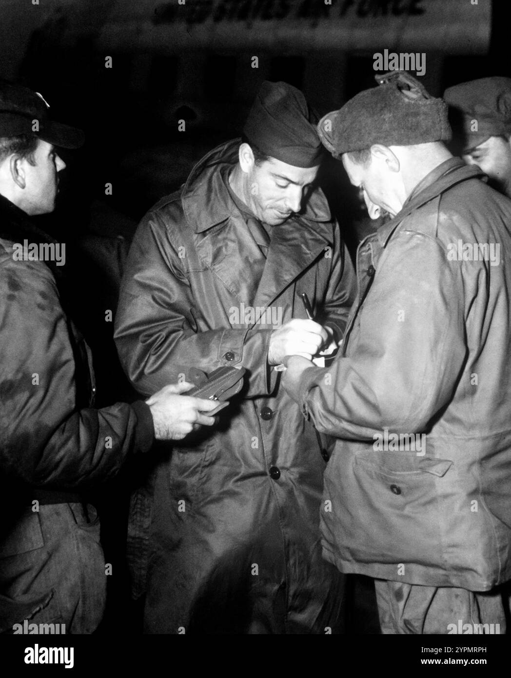 Us air force 1940s hi-res stock photography and images - Alamy