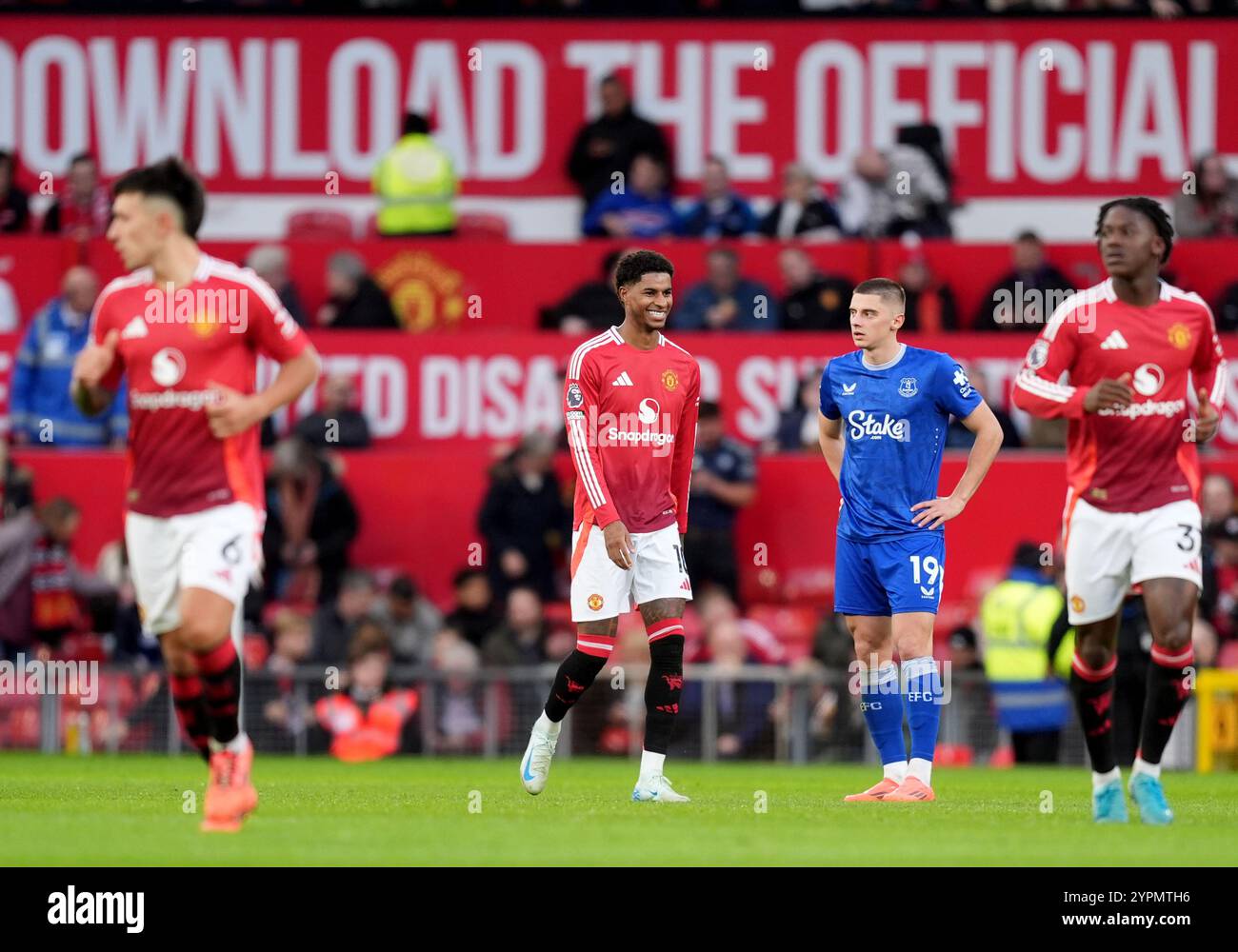 Manchester United's Marcus Rashford celebrates scoring his sides third ...