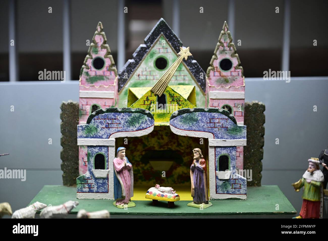 Ausstellungseröffnung: Weihnachten in Schlesien - Krippen, Lichtzepter und Hinterglasbilder ...