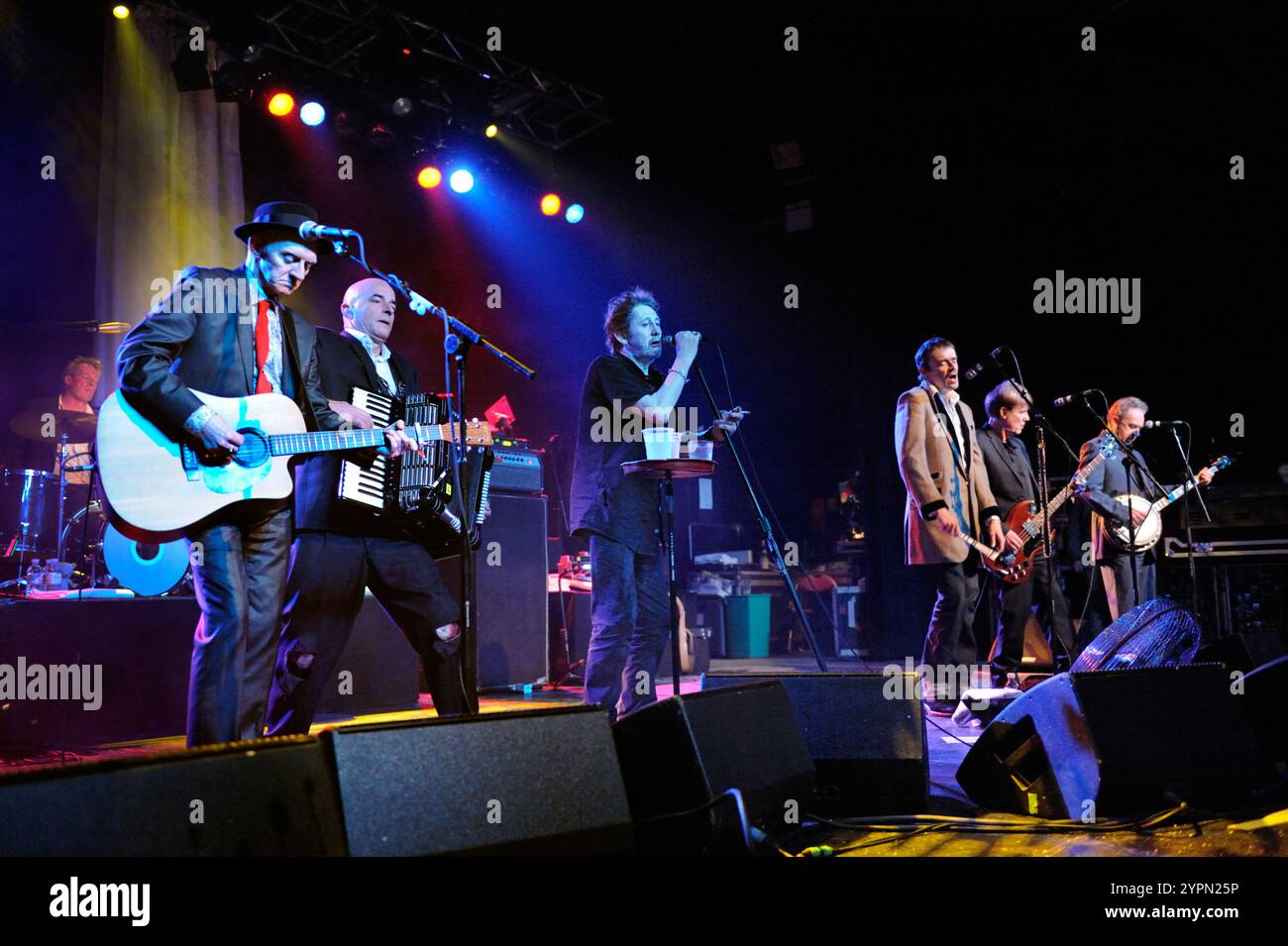 Shane mcgowan the pogues singer hi-res stock photography and images - Alamy