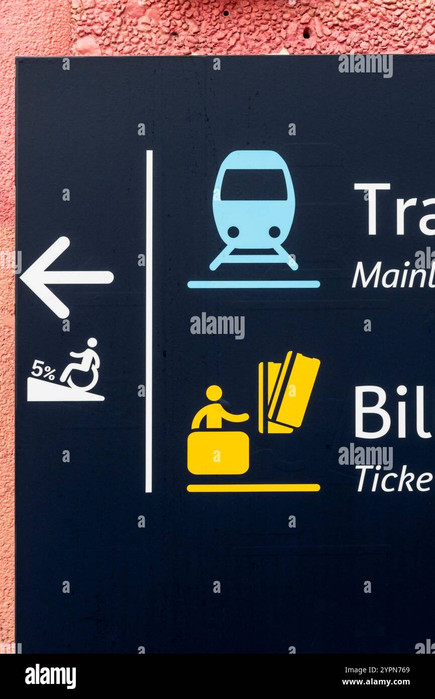 Wheelchair paris disability hi-res stock photography and images - Alamy