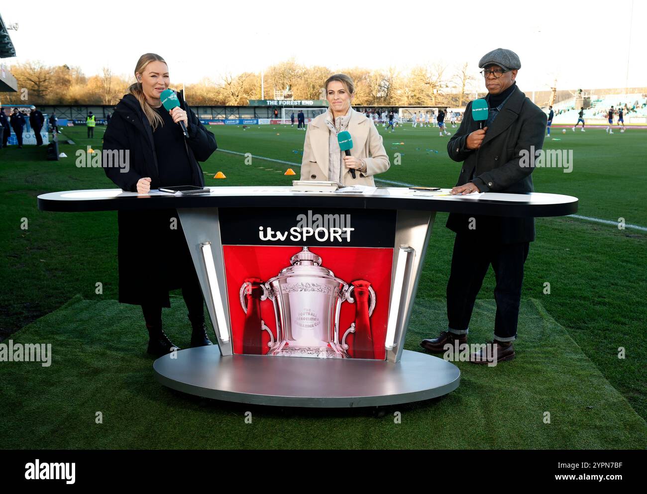 Laura woods karen hi-res stock photography and images - Alamy