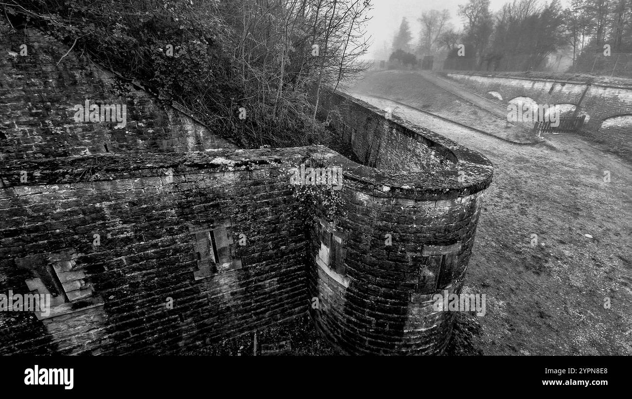 Bron bron Black and White Stock Photos & Images - Alamy