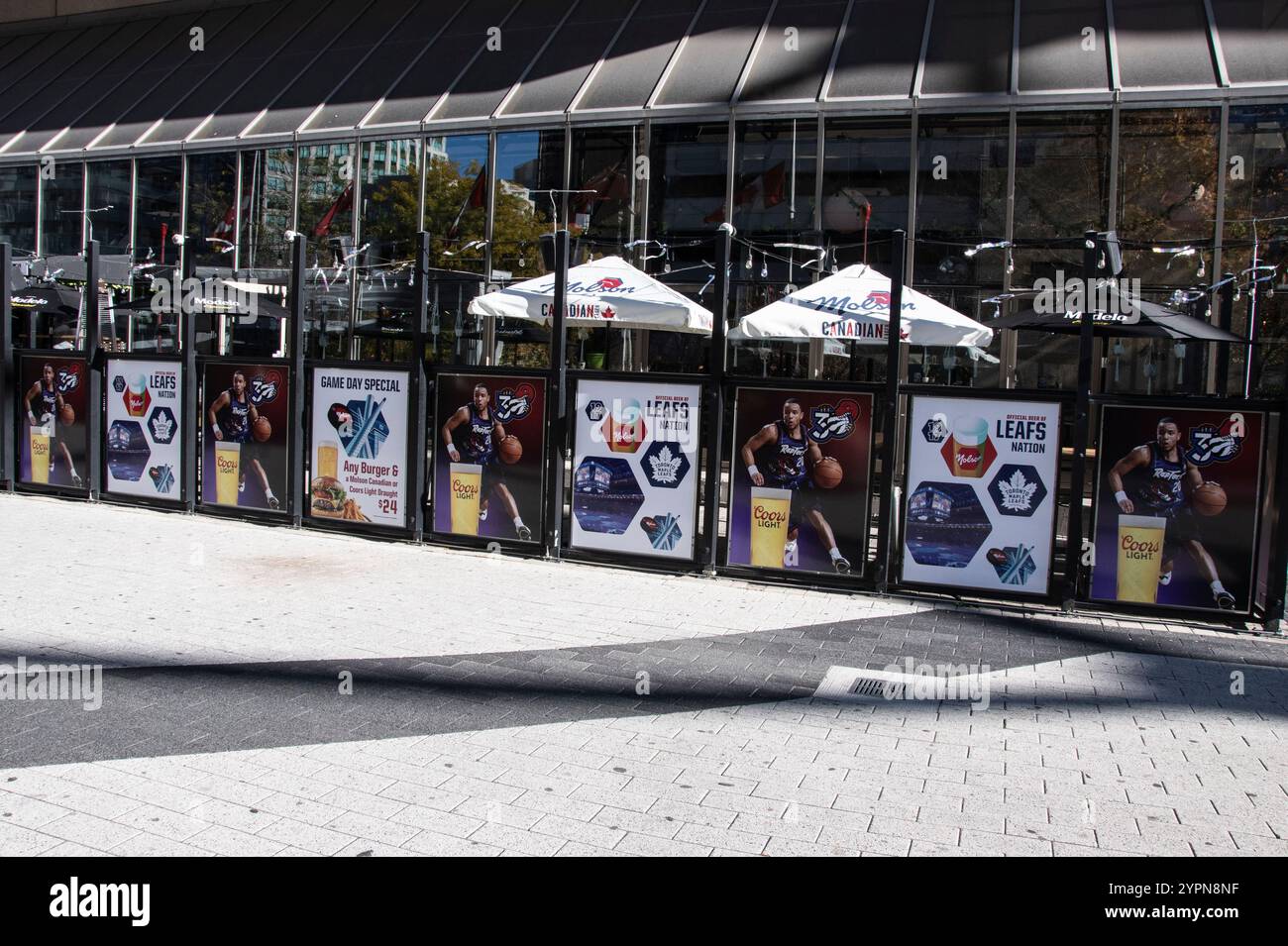 Toronto Maple Leafs signs advertising specials at the Pint Pub on Front ...