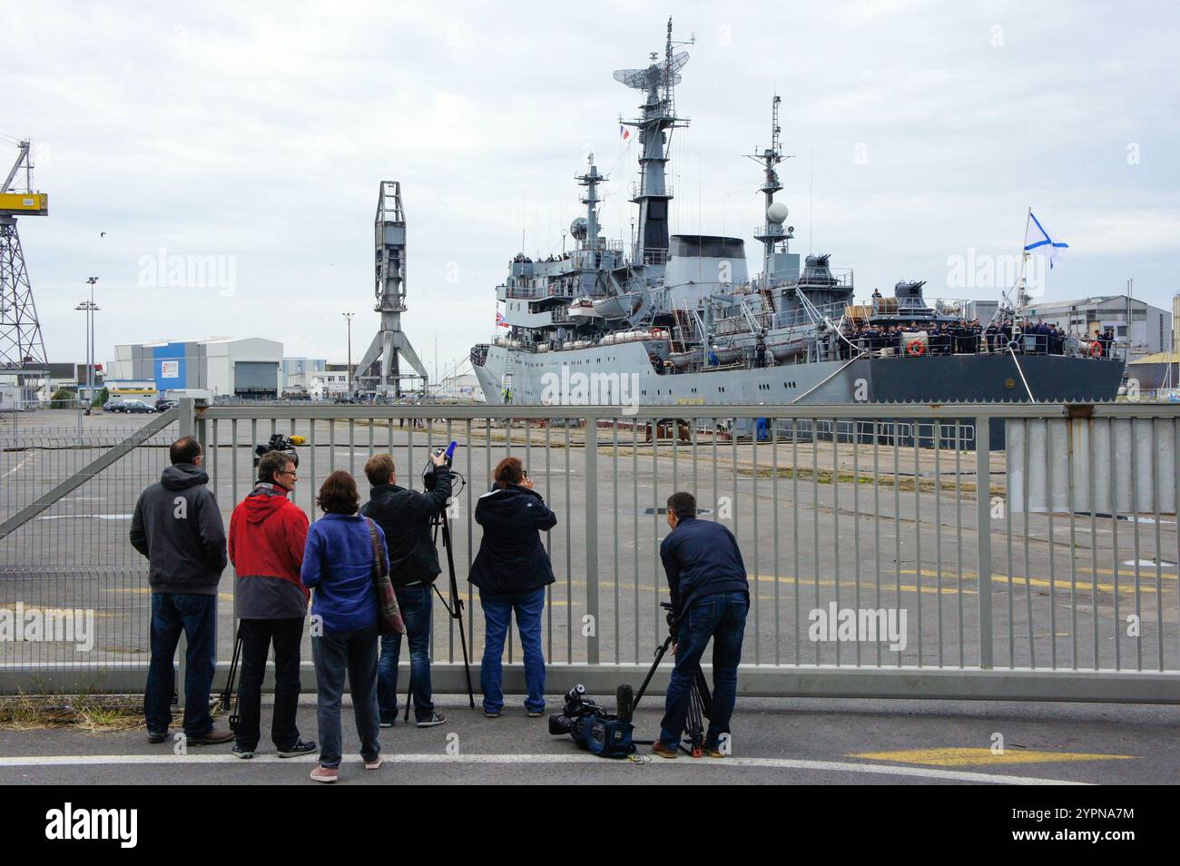 Russia invasion crimea 2014 hi-res stock photography and images - Alamy