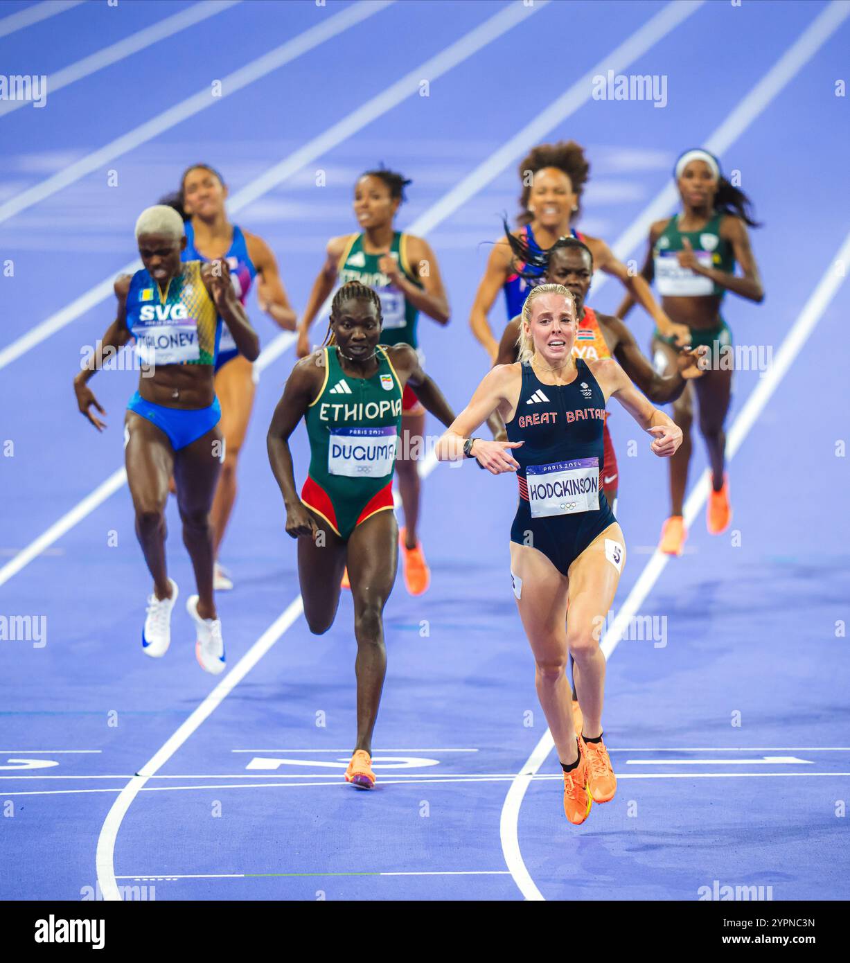Keely Hodgkinson winning in the 800 meters at the Paris 2024 Olympic ...