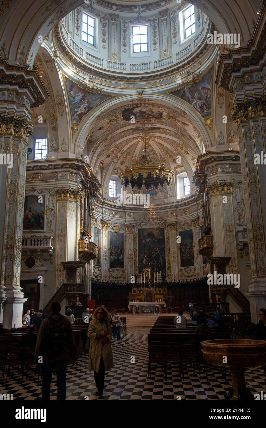 Cattedrale di Sant'Alessandro Martire in Bergamo Stock Photo - Alamy