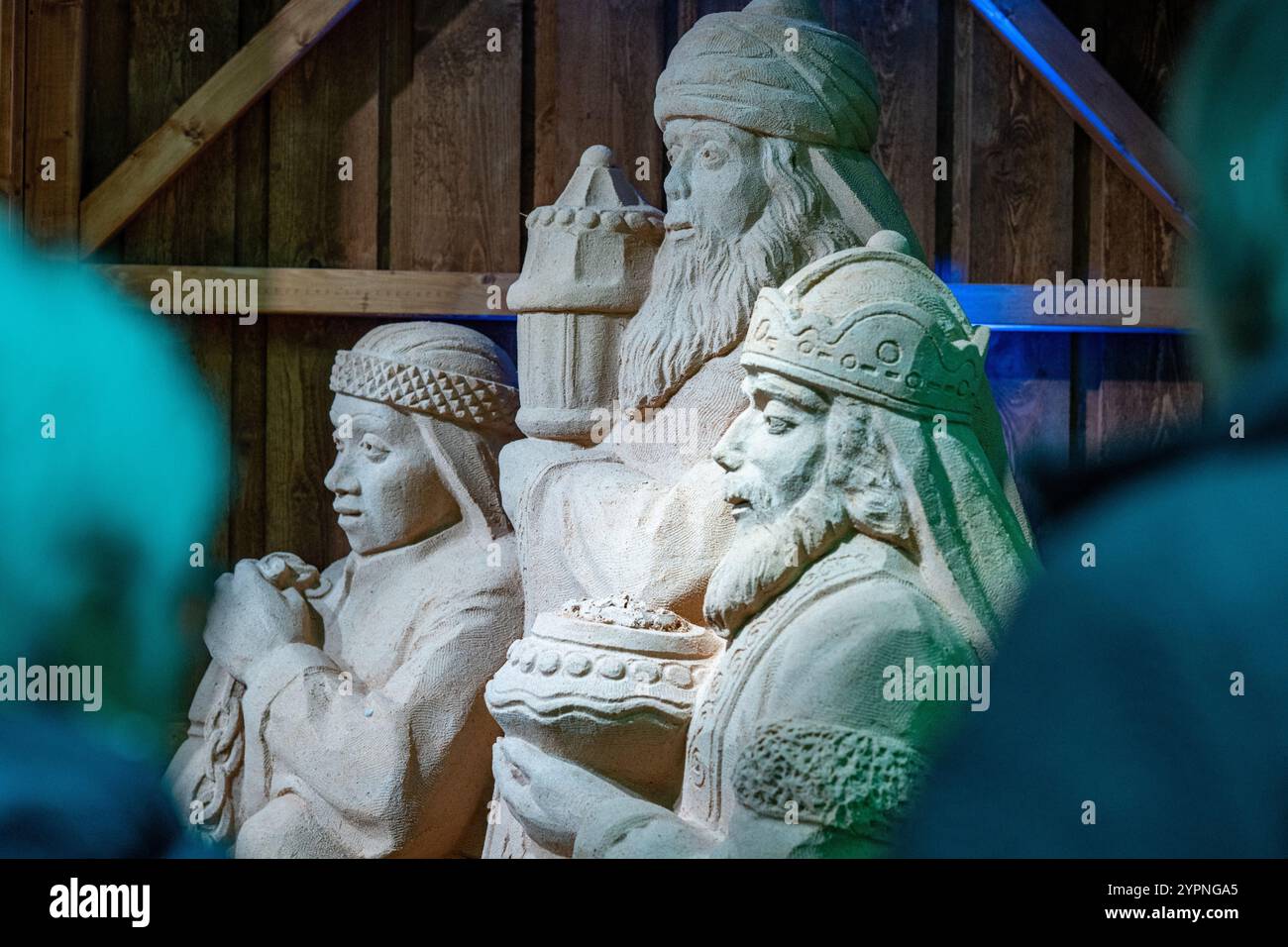 01 December 2024, Bavaria, Deggendorf: The largest sand nativity scene ...