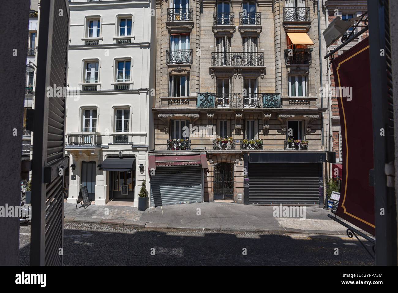 France quiet empty hi-res stock photography and images - Alamy
