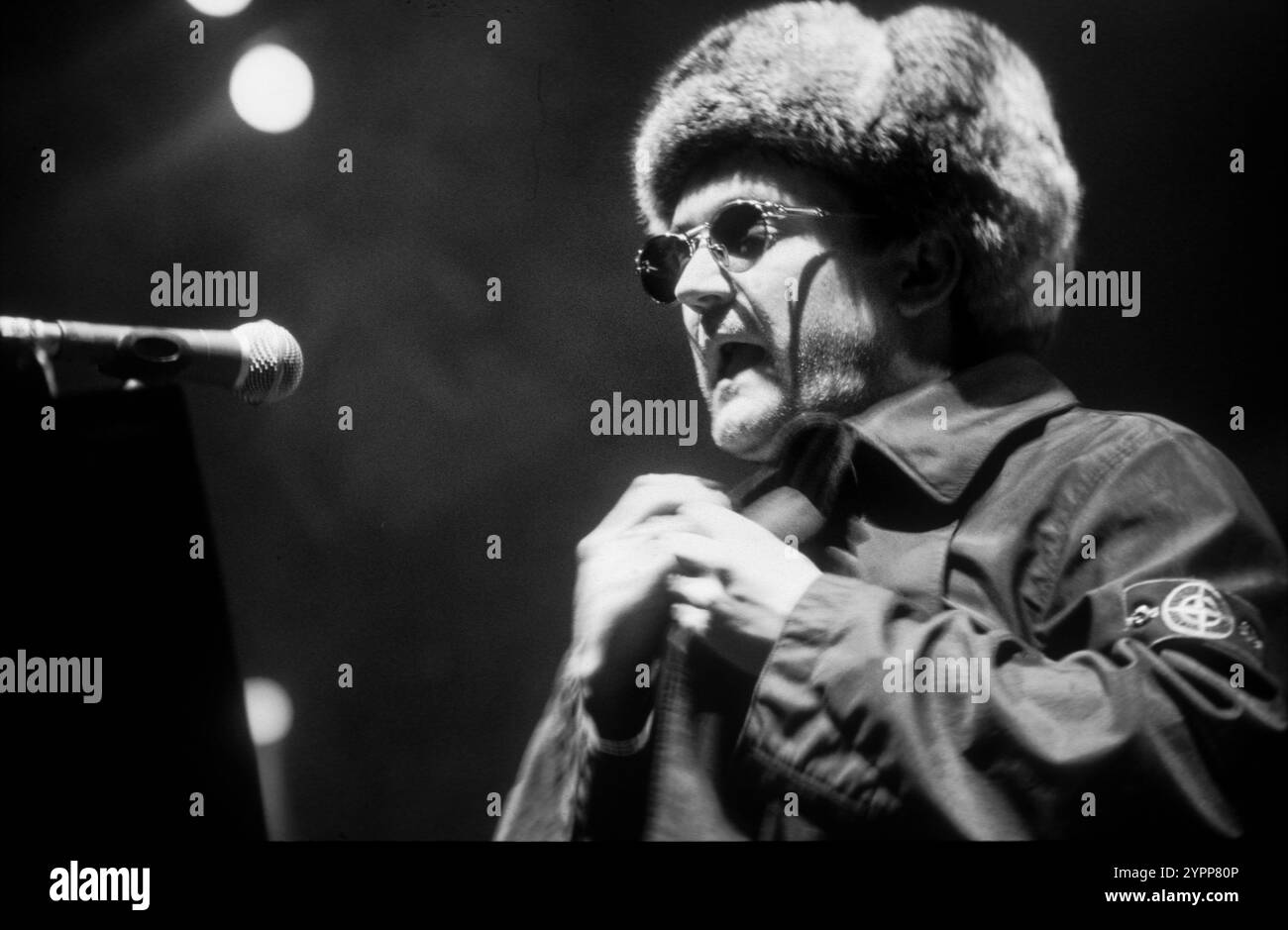 Beautiful south band 1997 hi-res stock photography and images - Alamy