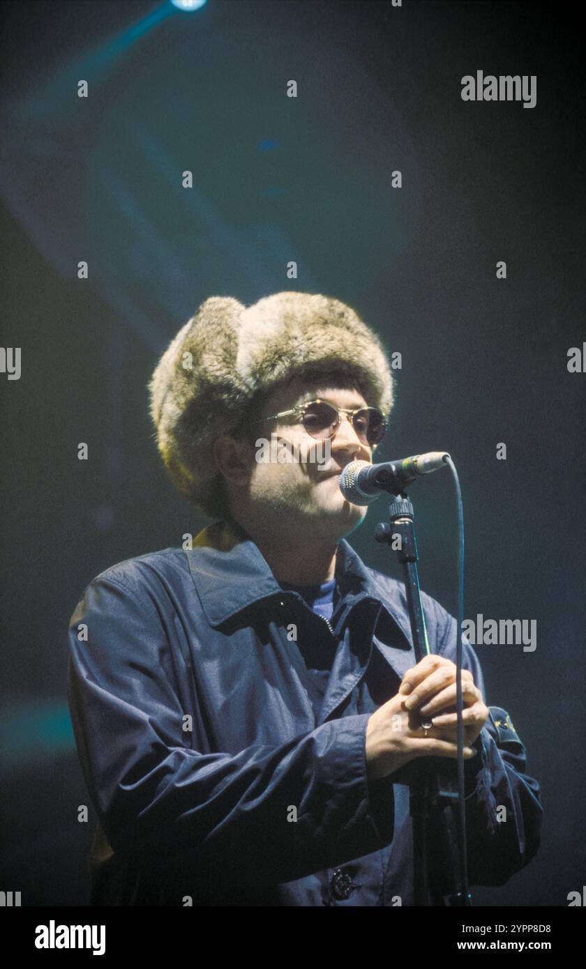 Beautiful south band 1997 hi-res stock photography and images - Alamy