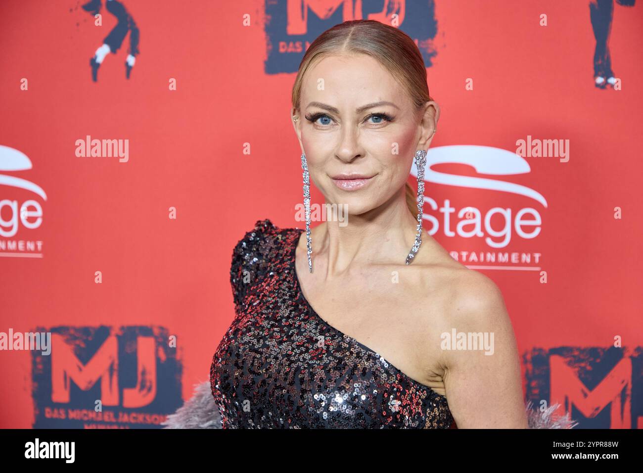 Michael jackson dangerous world tour hi-res stock photography and ...