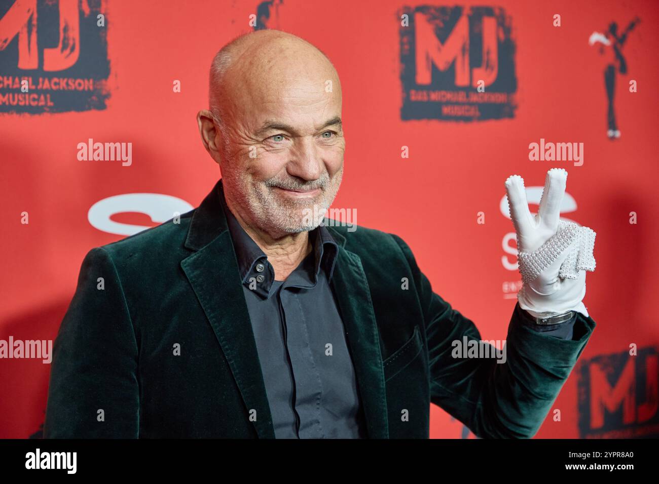 Michael jackson dangerous tour hi-res stock photography and images - Alamy