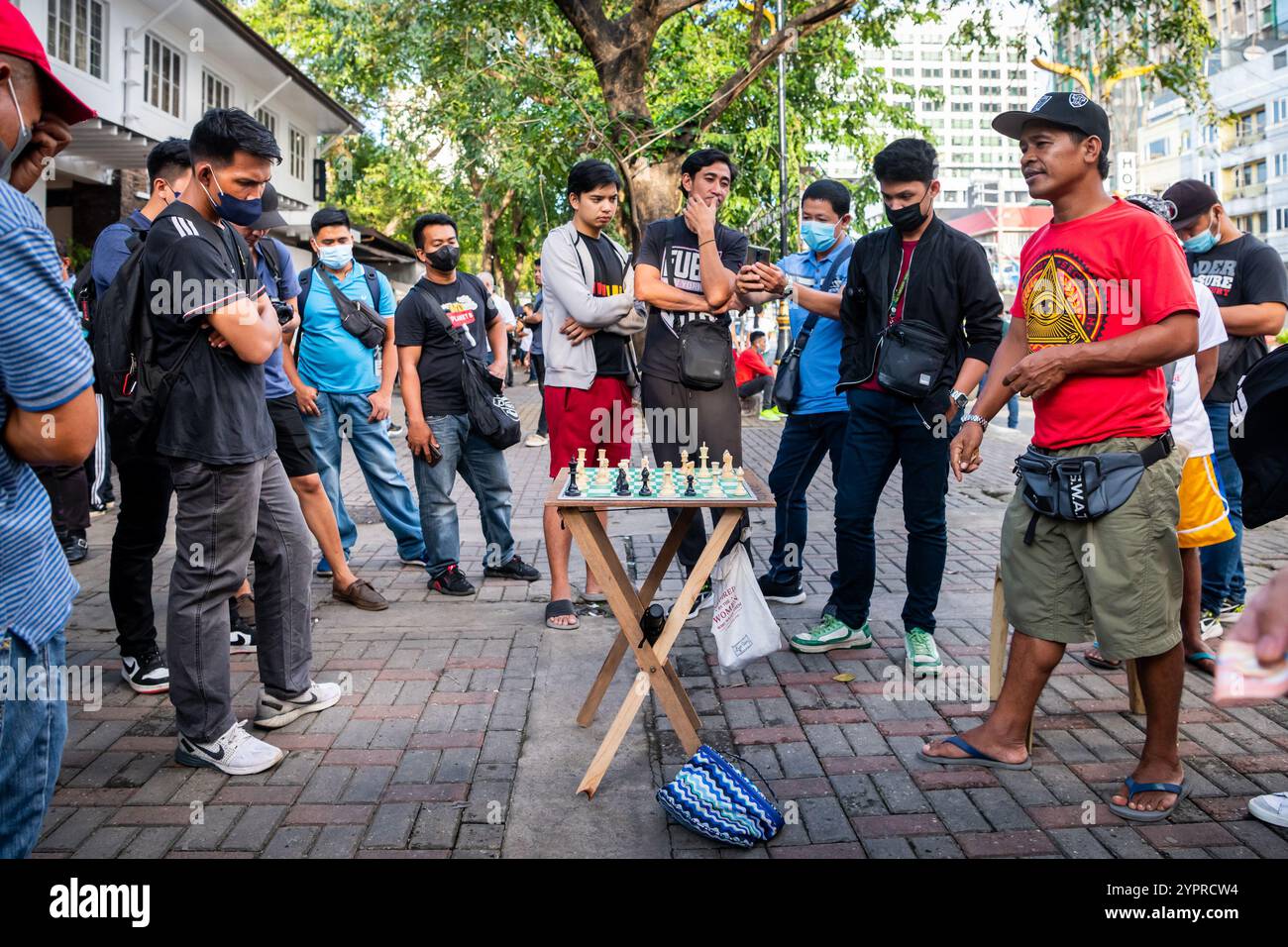 Philippines manila rizal park chess hi-res stock photography and images ...