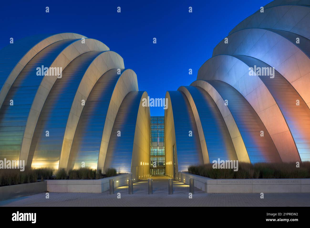 Exterior entrance to the modern Kauffman Center for the Performing Arts ...