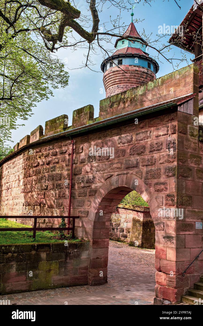 View of the Sinwell Tower of Nuremberg Castle, Germany Stock Photo - Alamy